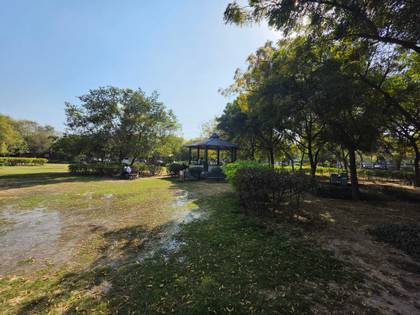 Apple iPhone 16 Pro vs Samsung Galaxy S26 Ultra : Specs Comparison ...