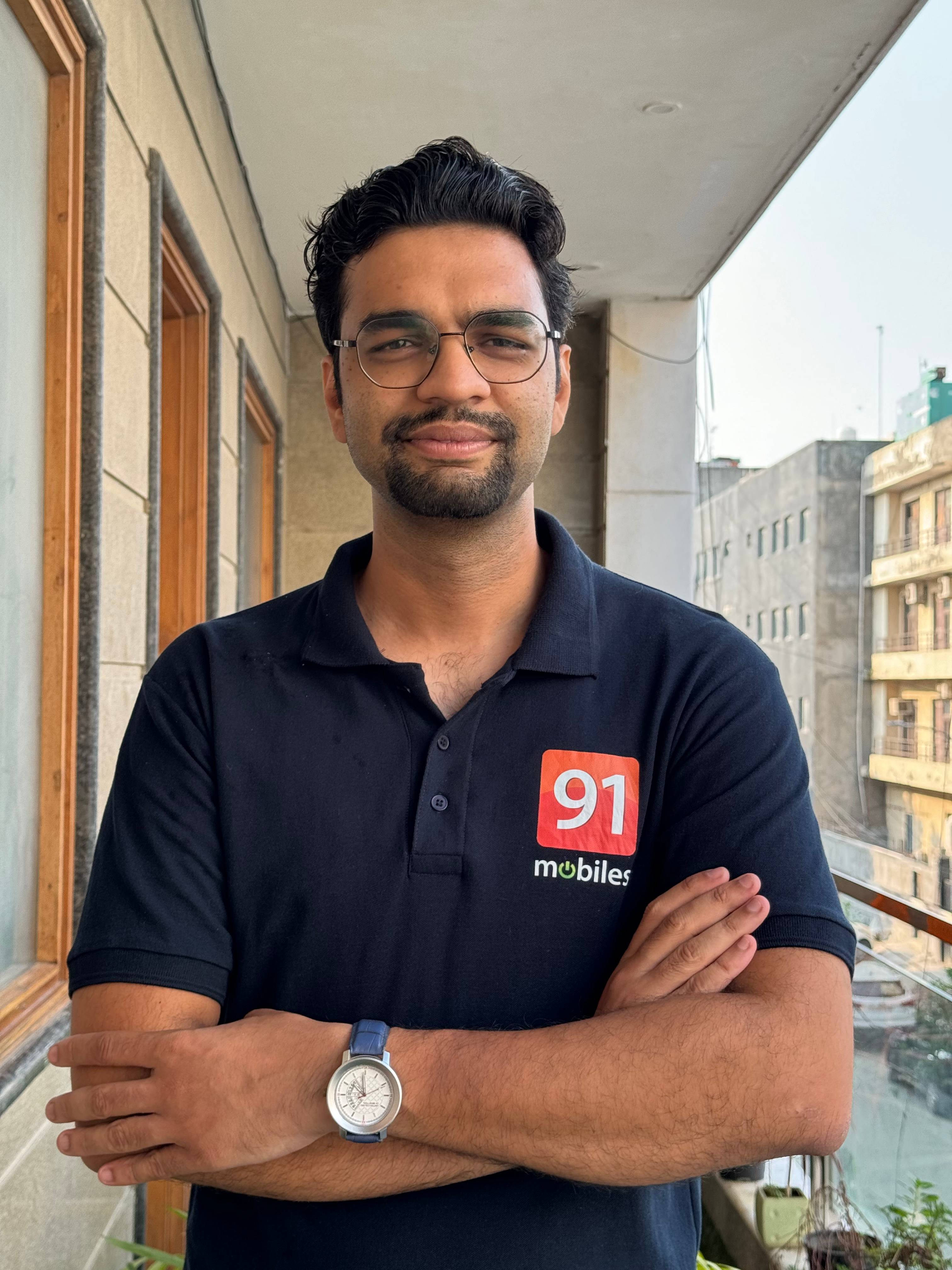 iPhone 15 Pro models confirmed to get Visual Intelligence, may arrive ...