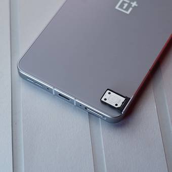 OnePlus 13R - Full Specifications & Price in India (13th March 2025 ...